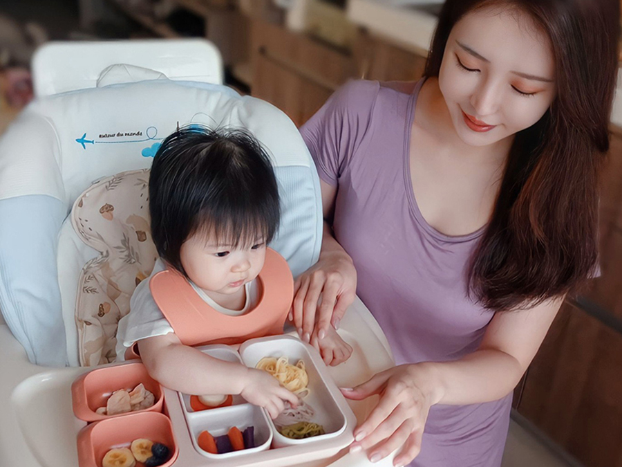 【張齊郡Julie】讓媽媽忍不住驚呼的美型質感餐具－MOYUUM 副食品系列 - YODEE