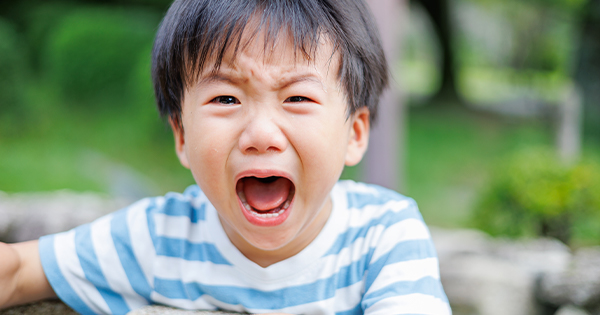 如何面對孩子情緒的火山噴發？掌握5招冷靜指南！ - YODEE