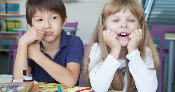 孩子注意力不集中是ADHD嗎？專家列過動症狀檢查表，符合6項要注意！ - YODEE